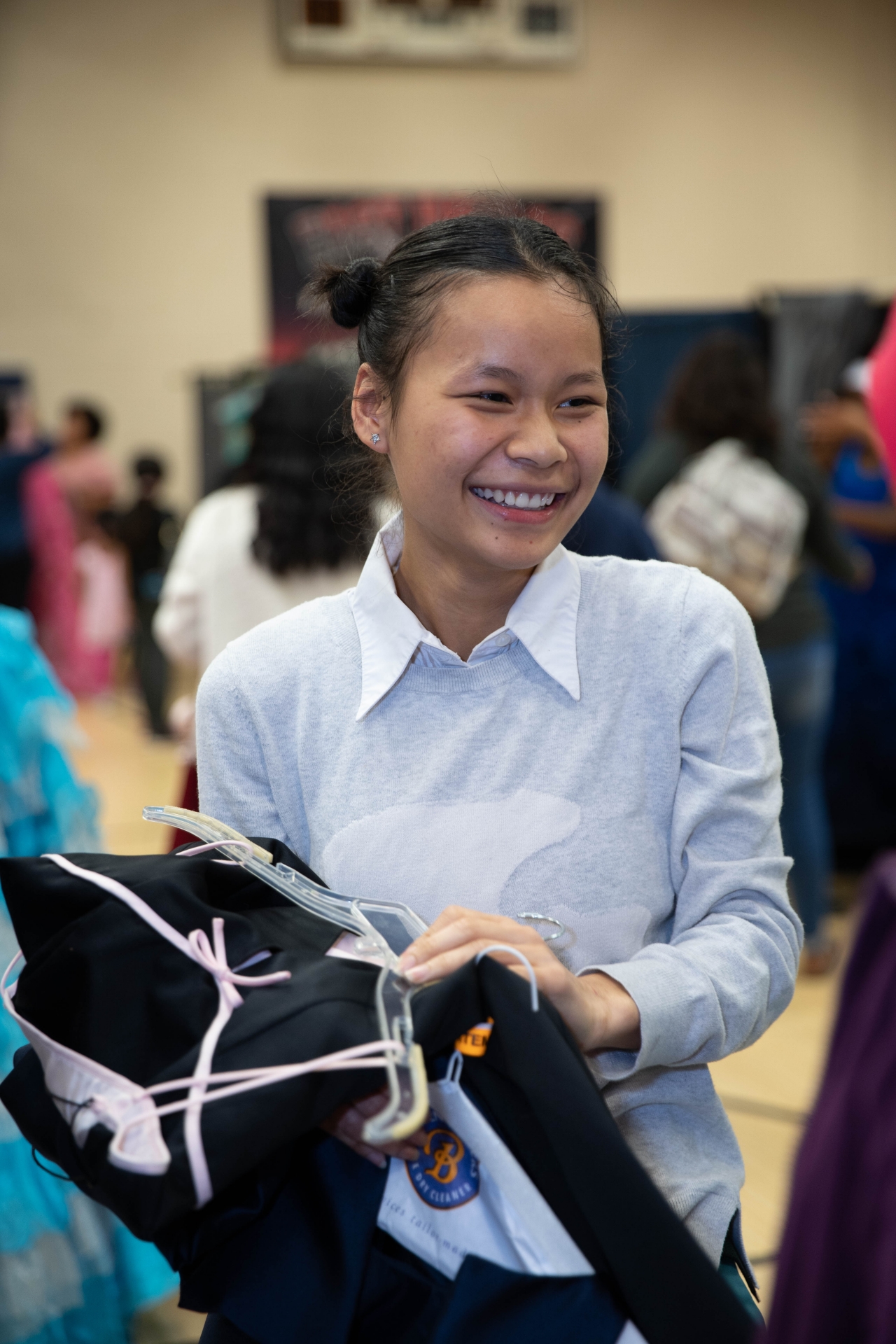 Comerica Makes Prom A Reality For Dallas-Area Teens With Don