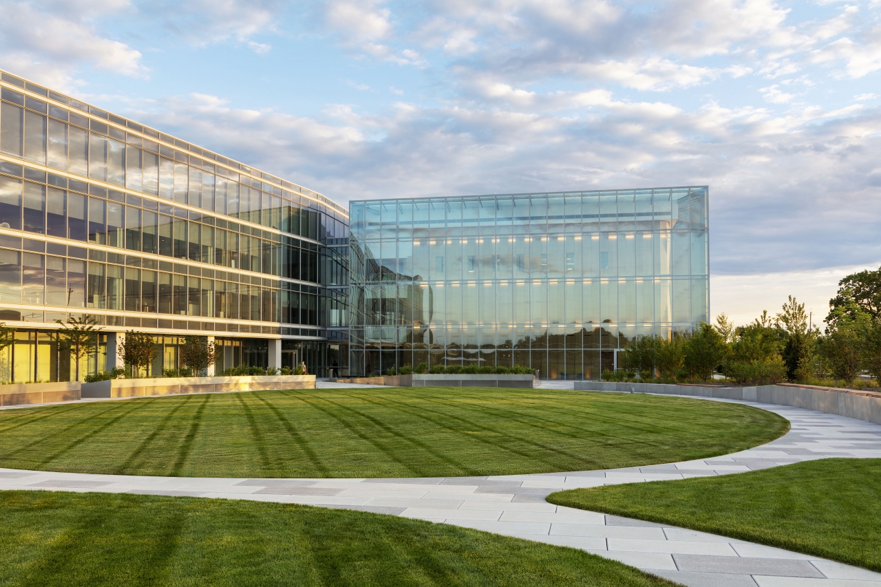 USGBC Honors LG’s LEED Platinum Certified North America Head