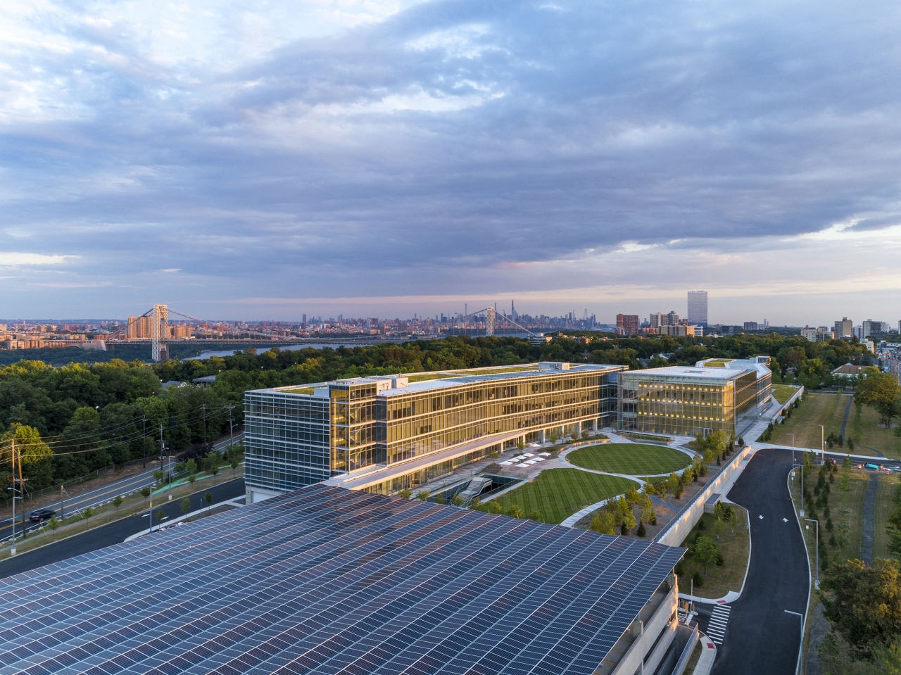 USGBC Honors LG’s LEED Platinum Certified North America Head